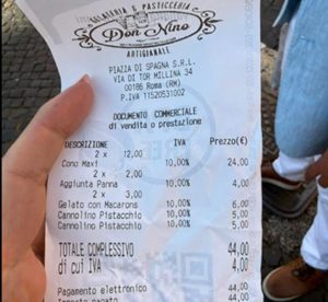€44 for two ice creams: American tourist's receipt goes viral - Italy News
